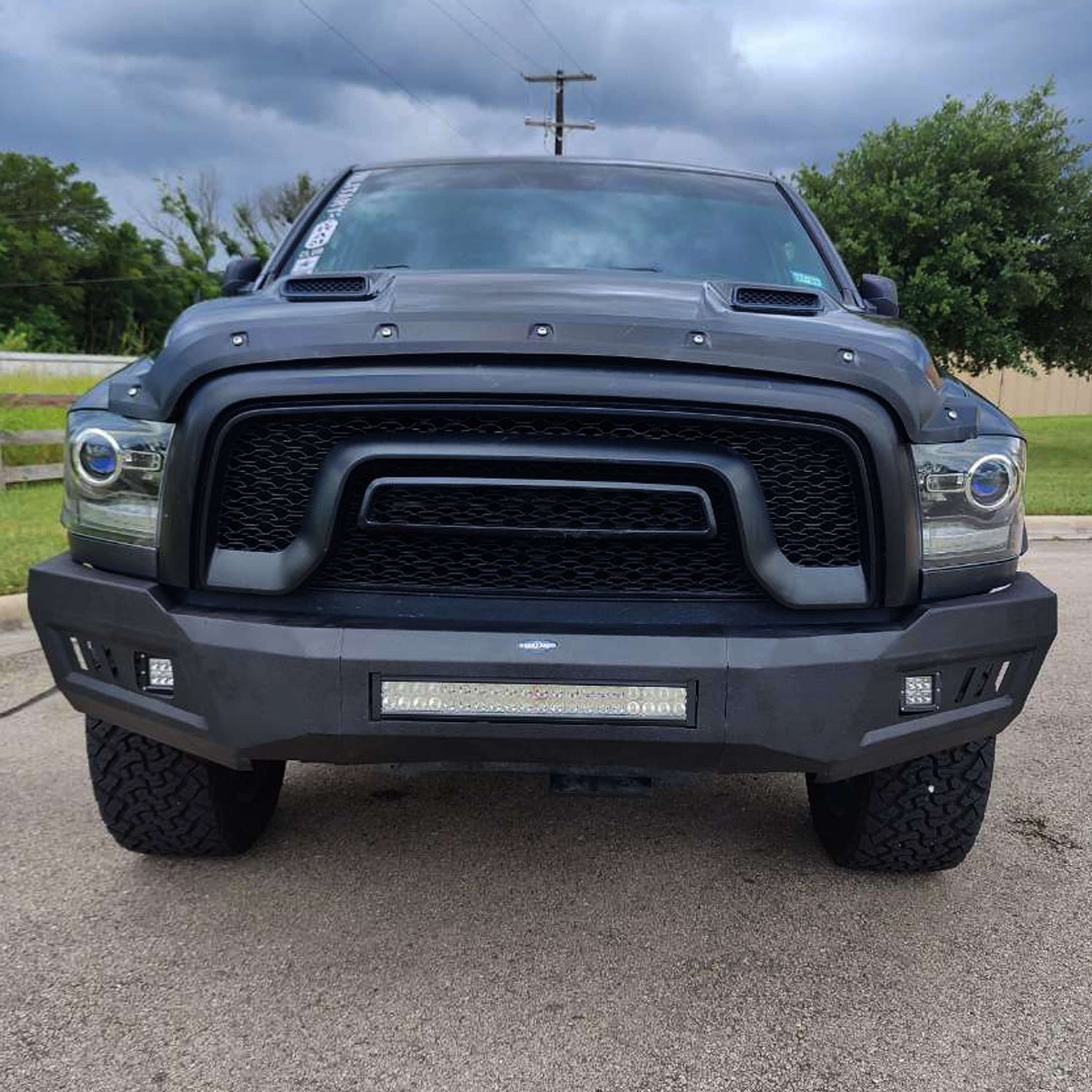 HookeRoad Dodge Ram 1500 Front Bumper w/LED Light Bar for 2015-2018 Ram ...